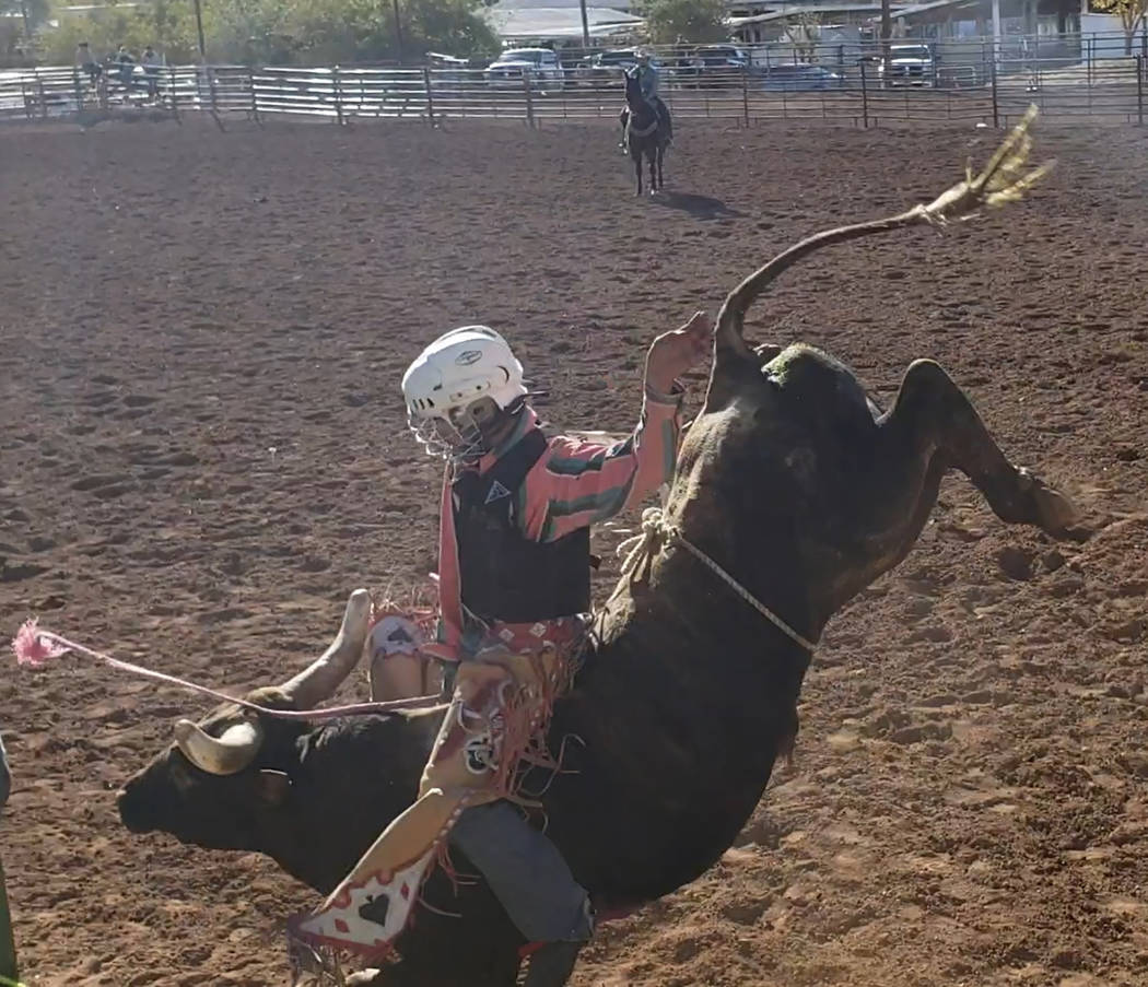 Pahrump’s Hardy, Mountz win bull riding in Boulder City | Pahrump ...