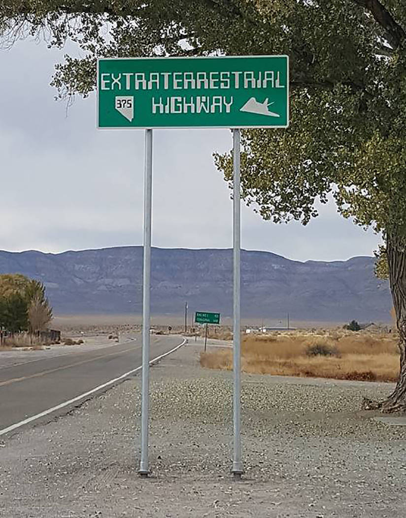 Extraterrestrial Highway sign reinstalled in rural Nevada | Pahrump ...