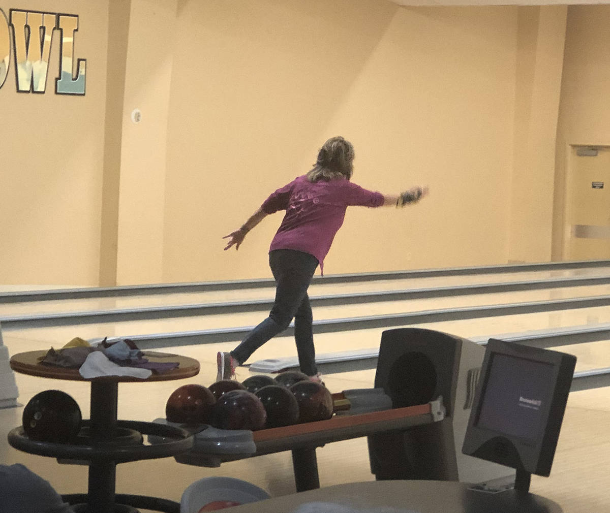 Pahrump Valley Tournament Bowling Club offers fun with dash of ...