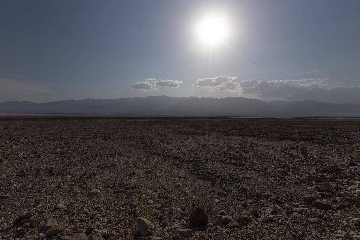 Man dies while exploring Death Valley | Pahrump Valley Times