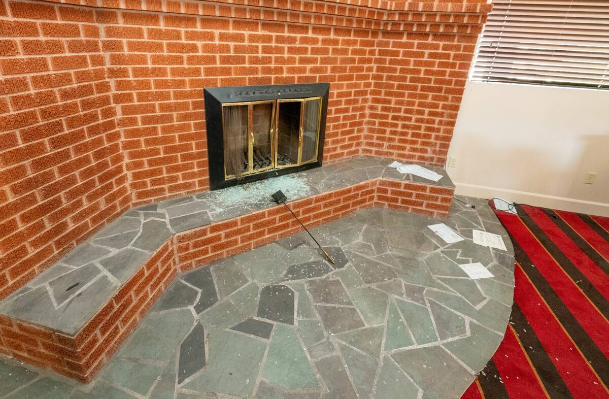 LOVE FADING: See what’s become of the notorious Love Ranch brothel ...