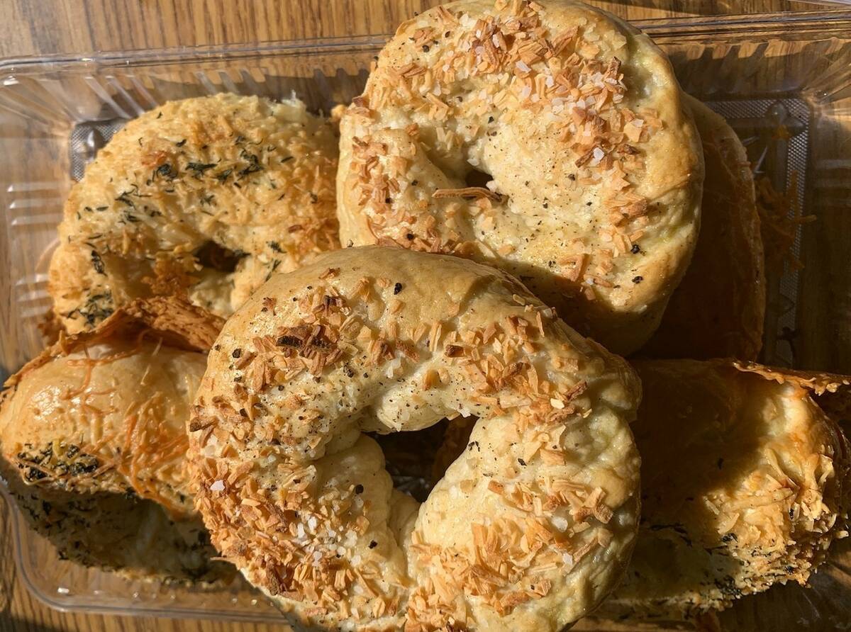 SNEAK PEEK: Go inside ‘The Bagel Lady’s’ new Pahrump shop – PHOTOS | Pahrump Valley Times